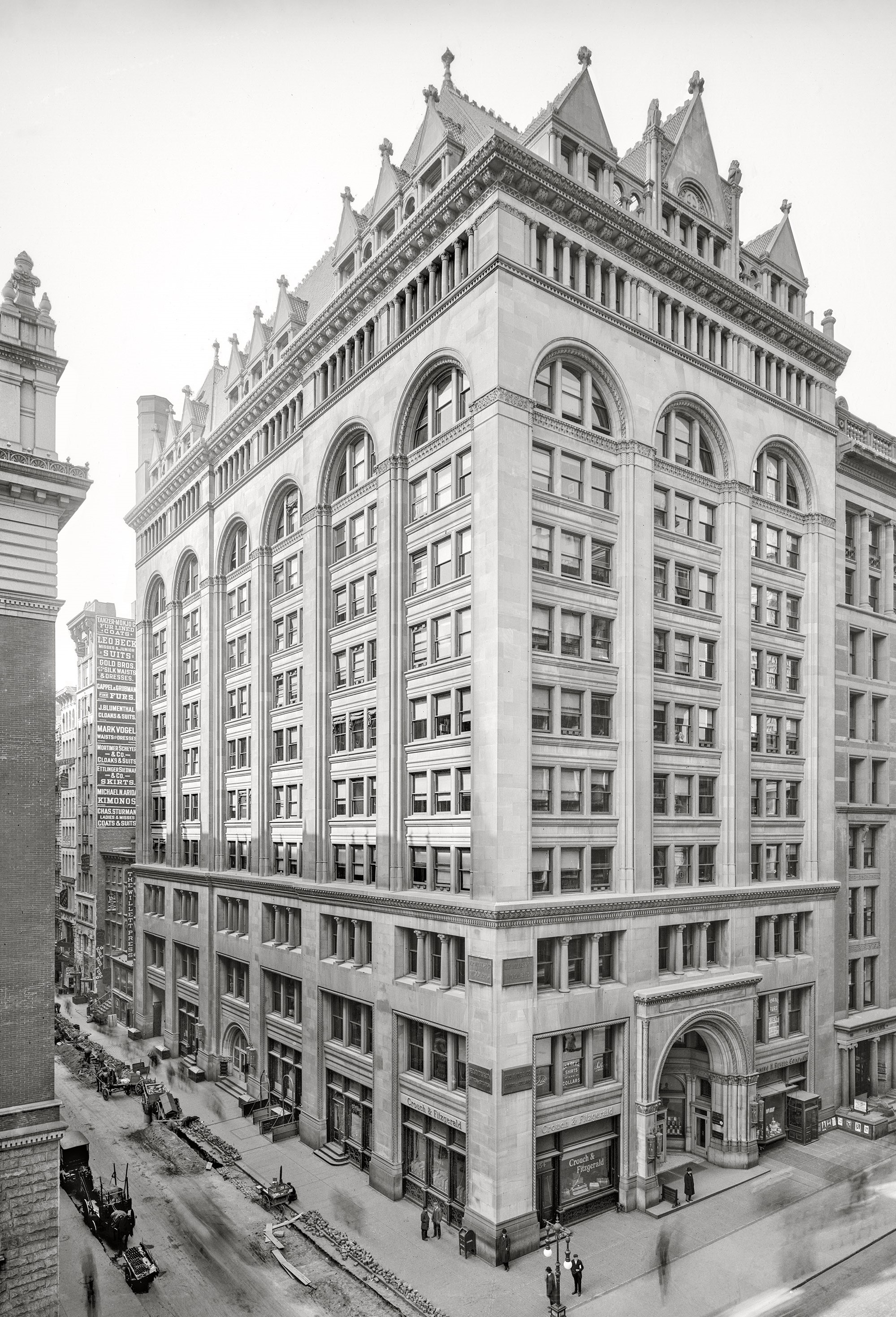 New York circa 1908. Presbyterian Building, Fifth Avenue and West 20th ...